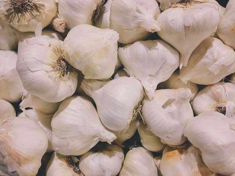 What Are The Different Types of Garlic?