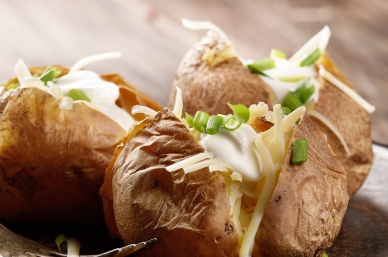 Cooking With Chives: 6 Of Our Favorite Ways to Use Chives In Recipes